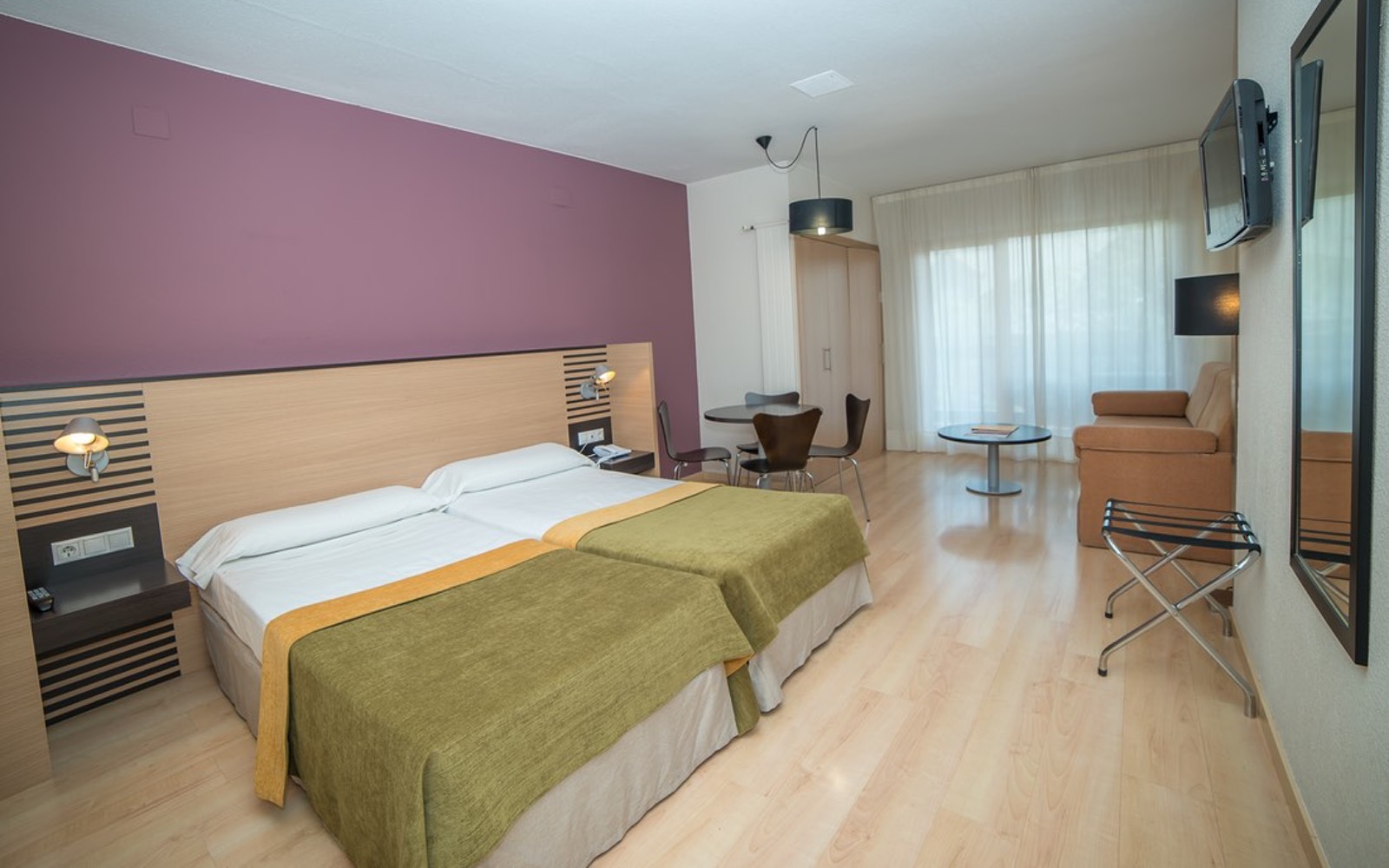 Galería de Imágenes - Hotel Oroel (Jaca)